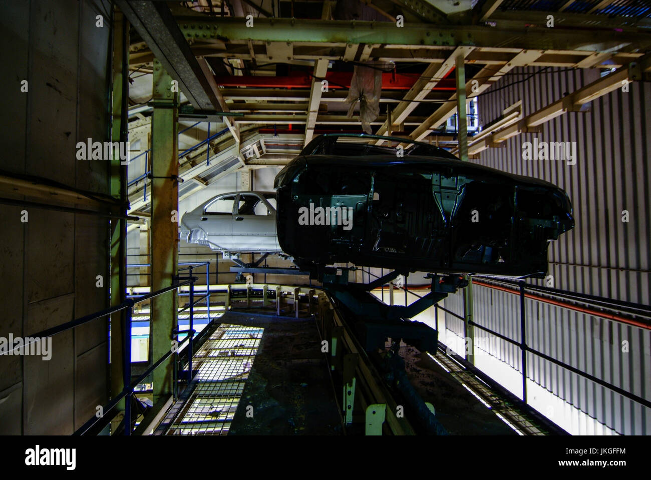 Austin car factory longbridge birmingham hi-res stock photography and ...