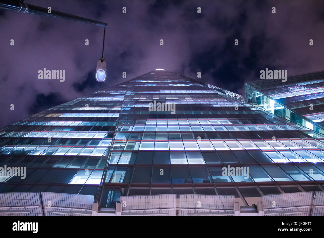 Low angle photo of The Shard Stock Photo - Alamy