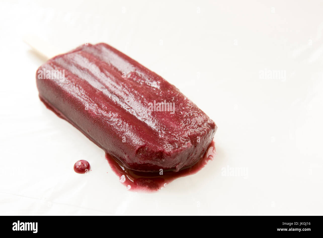 Popsicle melt melting hi-res stock photography and images - Alamy