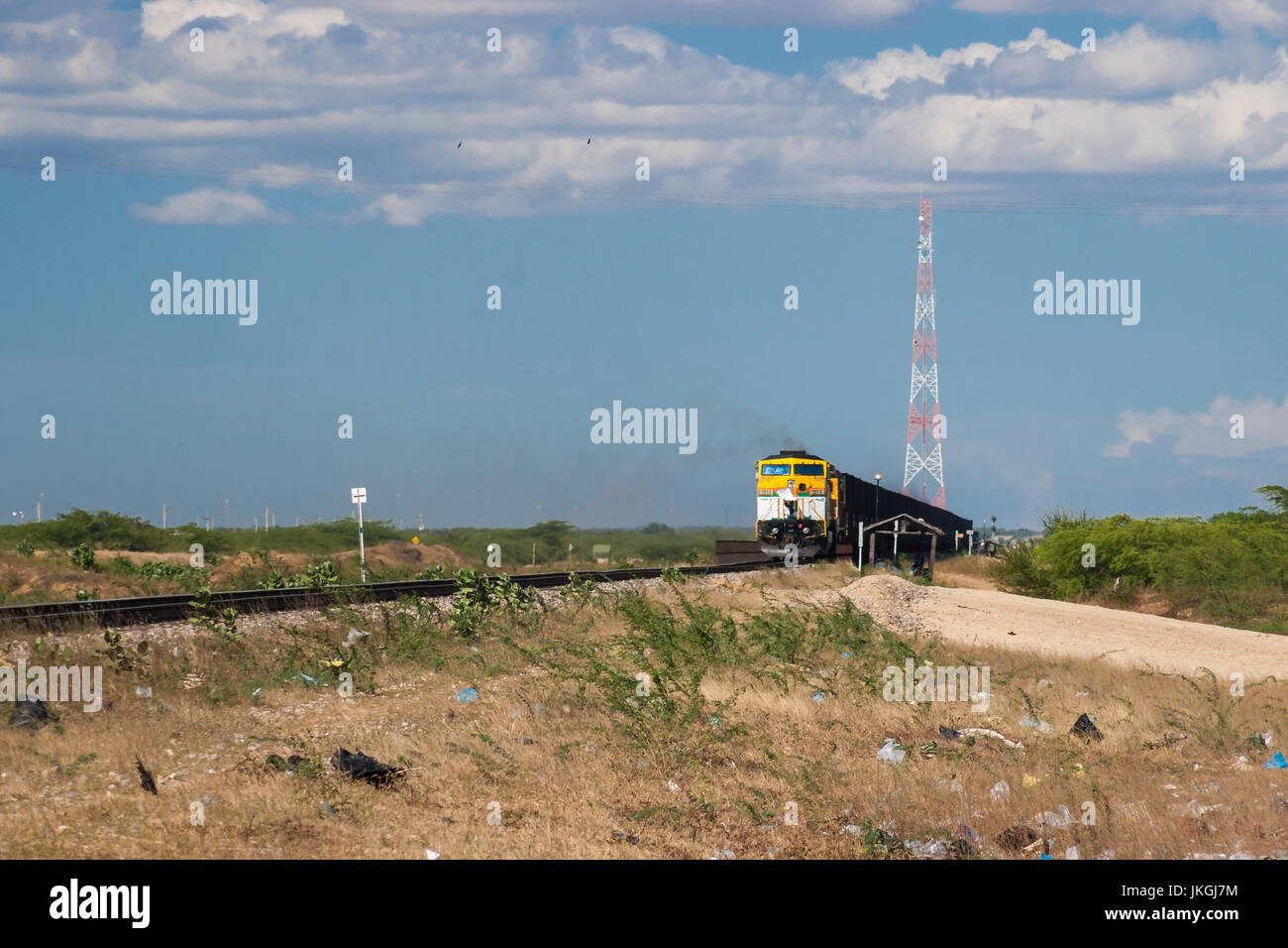 Cerrejon train hi-res stock photography and images - Alamy