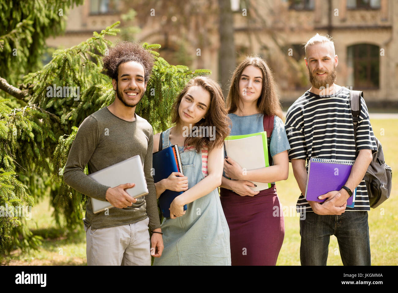 Group of students in the courtyard of University Stock Photo - Alamy