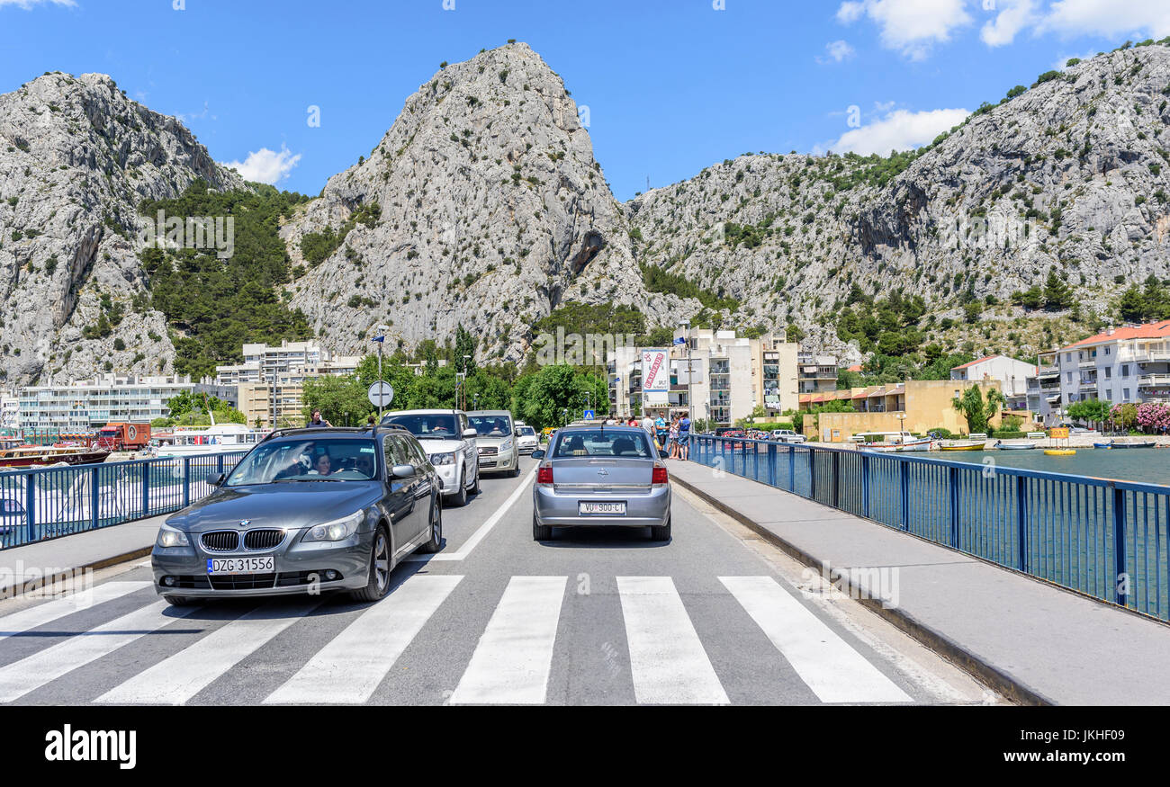 Omis streets hi-res stock photography and images - Alamy