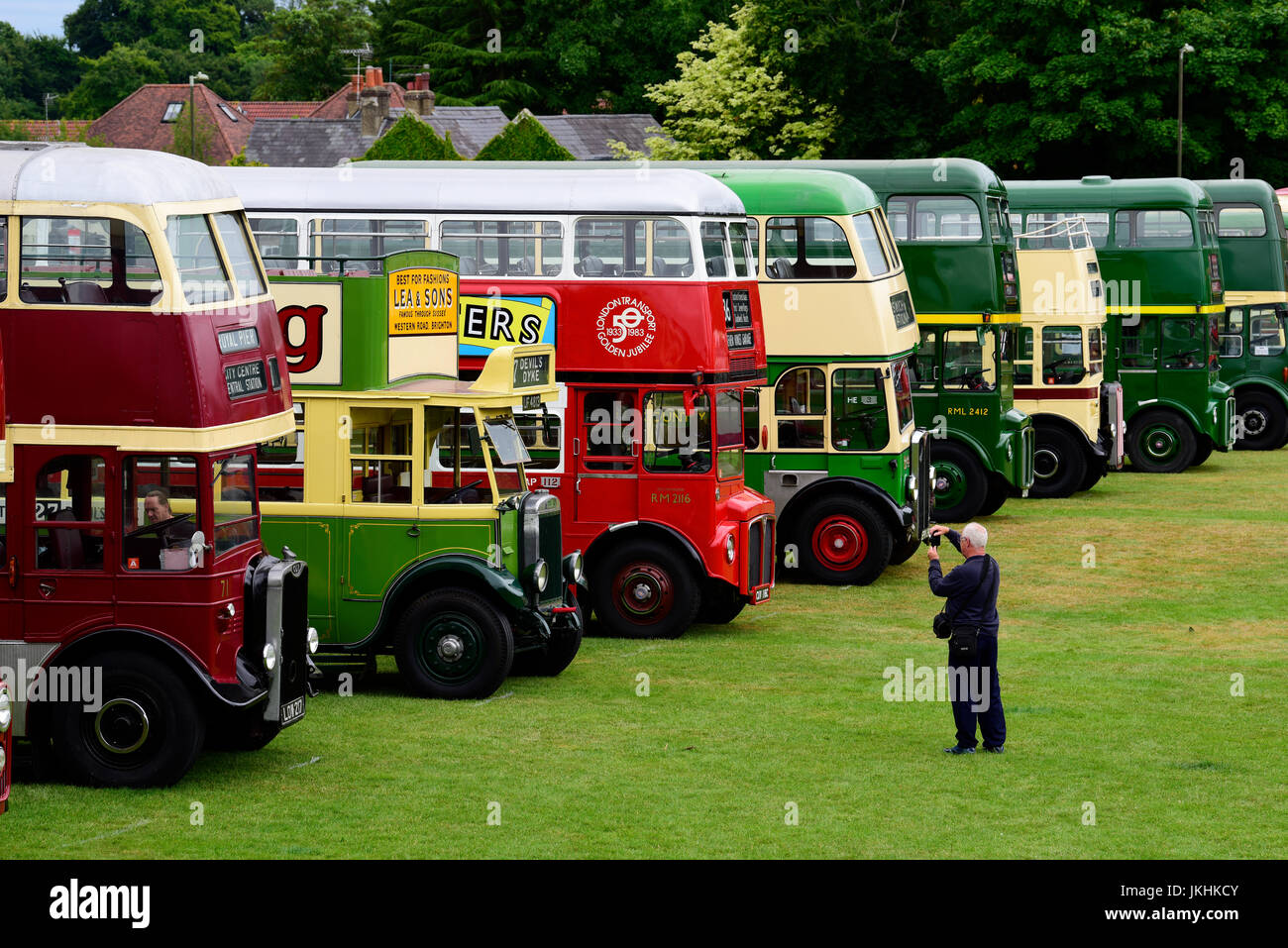 Alton bus rally hi-res stock photography and images - Alamy