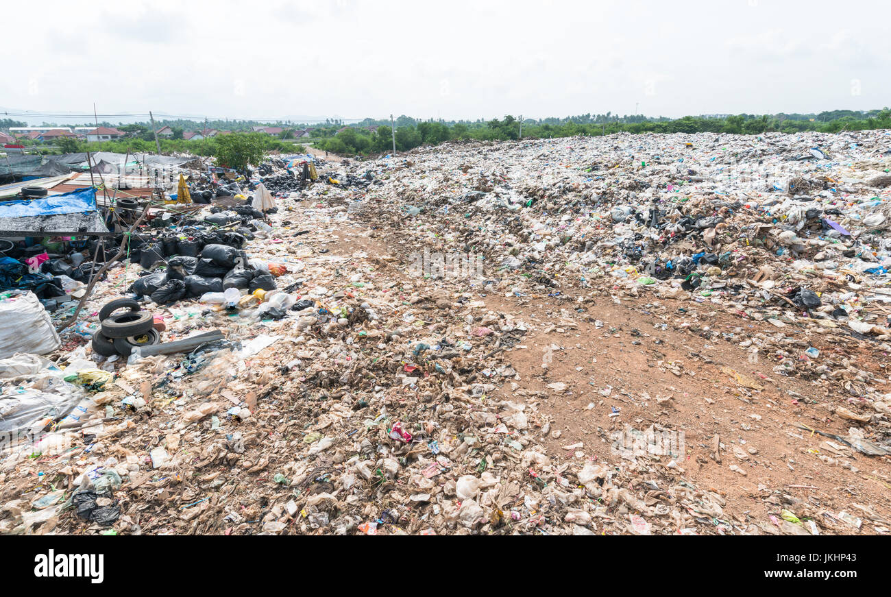 Municipal waste dumping site hi-res stock photography and images - Alamy