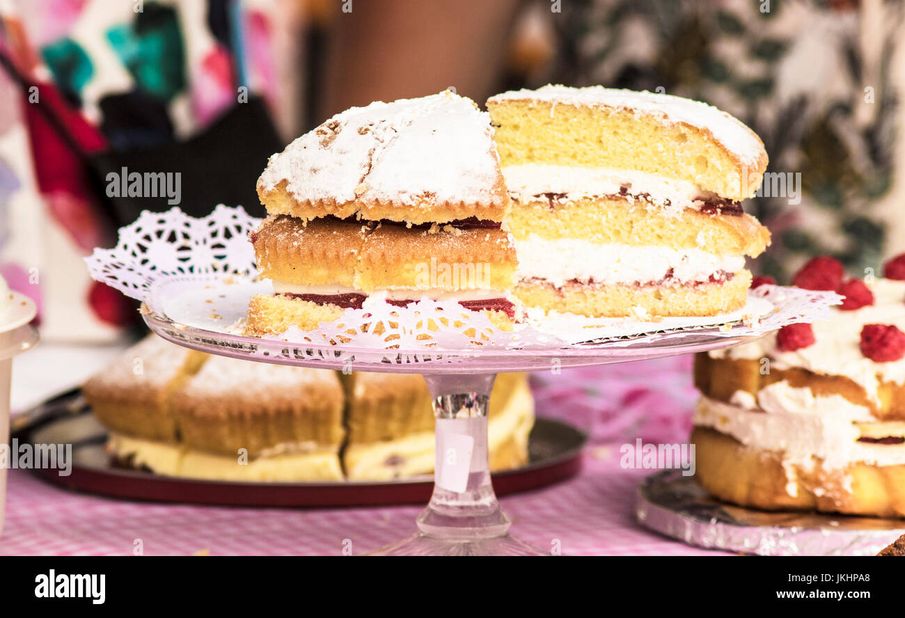 Cake stall hi-res stock photography and images - Alamy