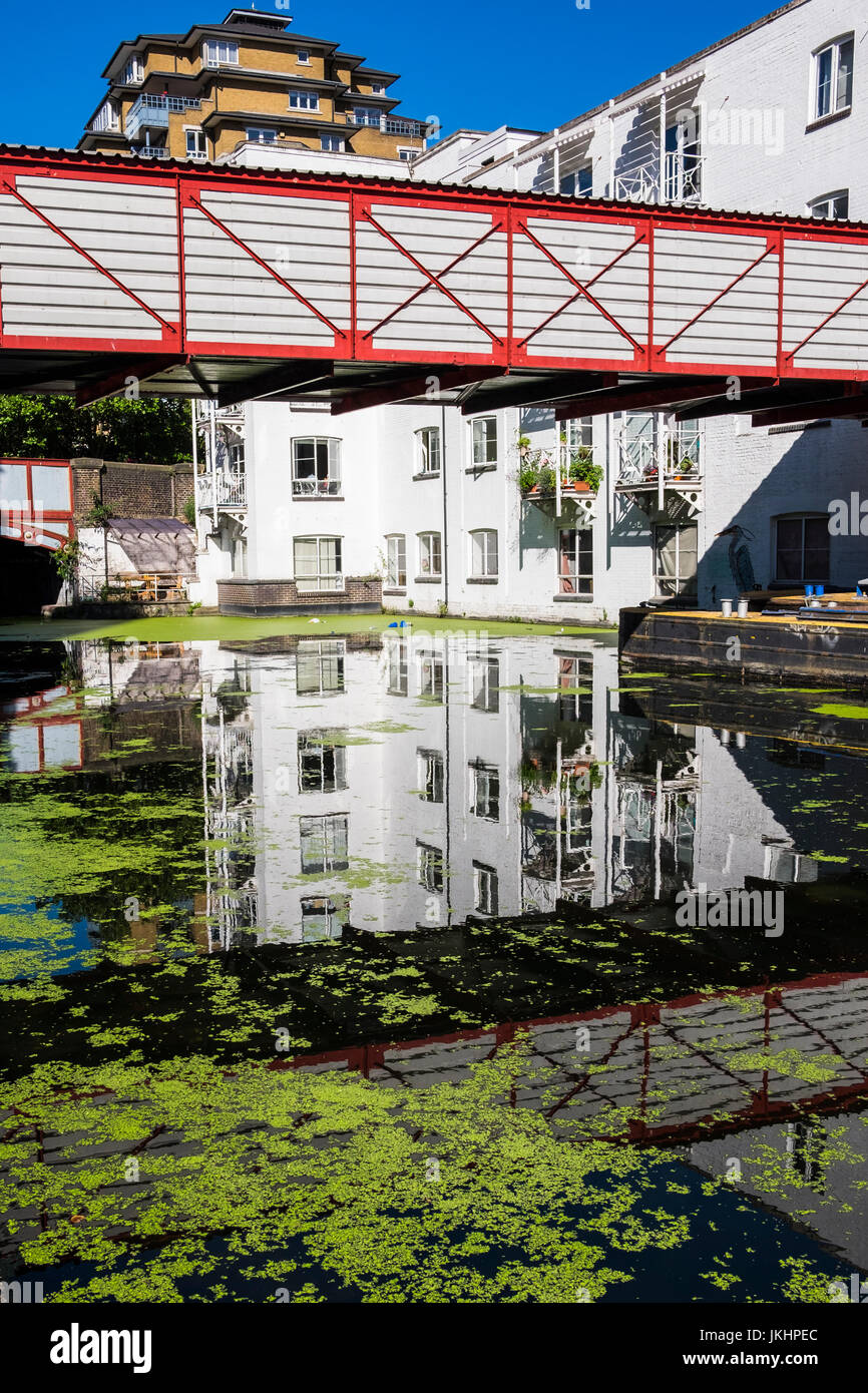 London waterway hi-res stock photography and images - Alamy