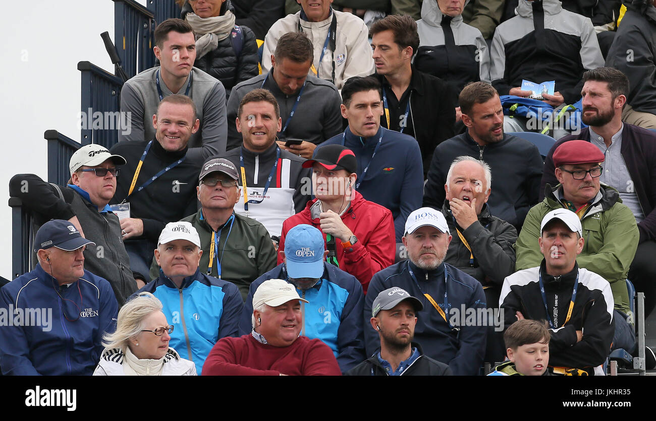 Wayne Rooney, Gareth Barry, Phil Jagielka, Leighton Baines and Michael ...