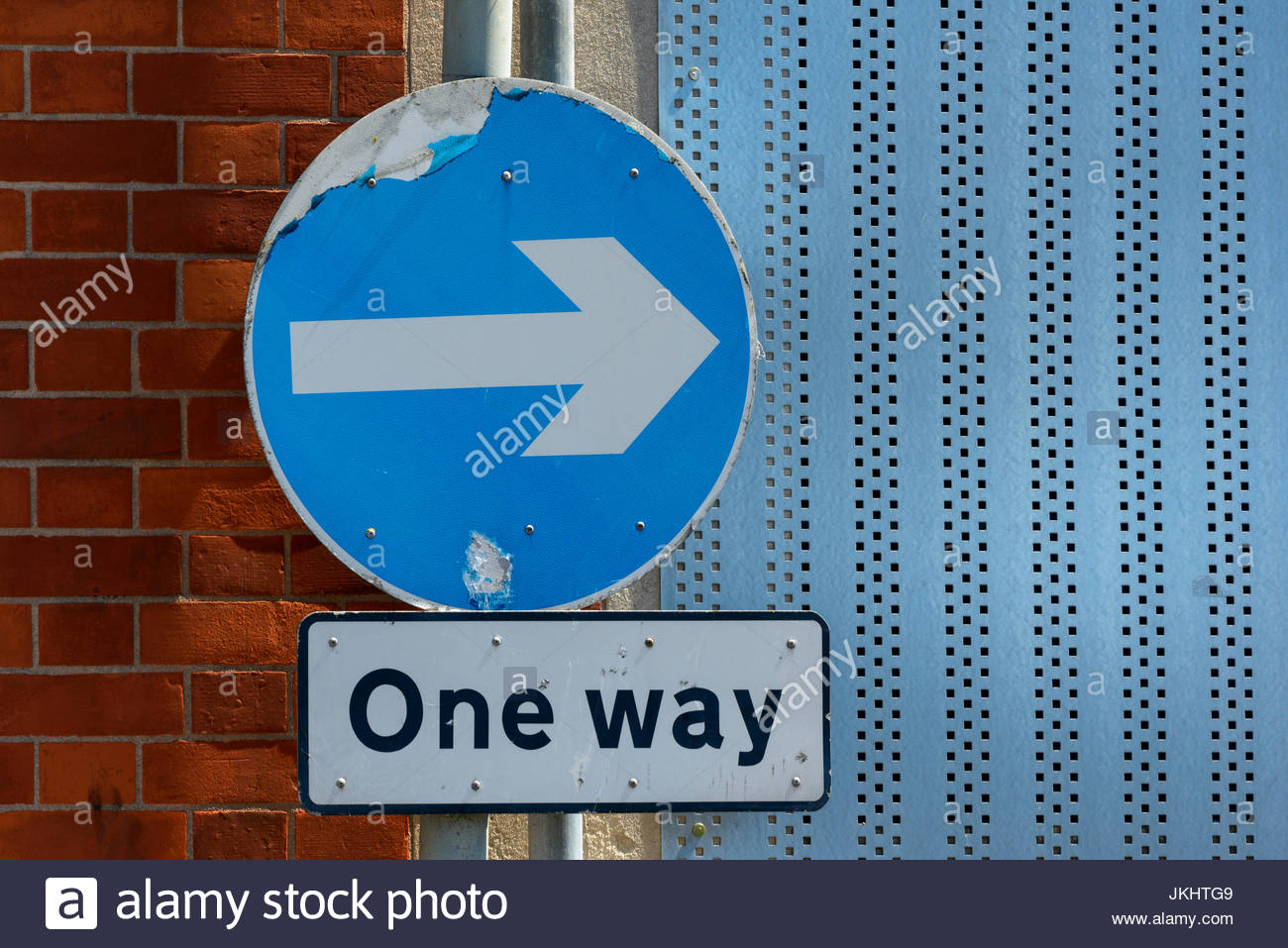 Signpost With One Arrow High Resolution Stock Photography and Images ...