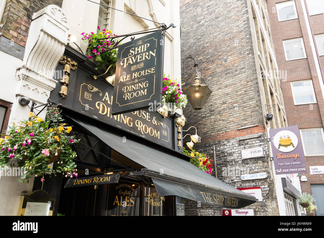 The Ship Tavern a traditional English public house on Gate St, London ...