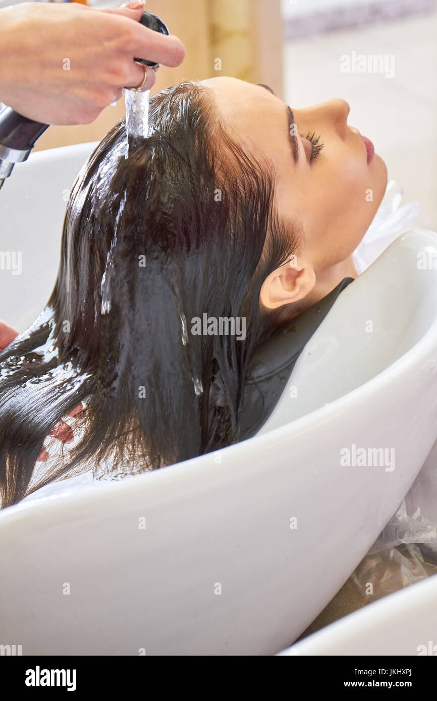 Sink head hi-res stock photography and images - Alamy