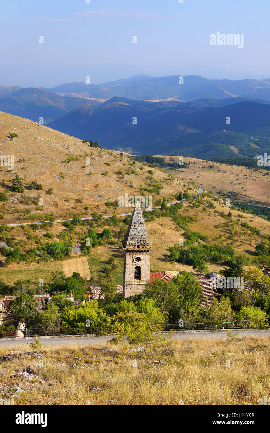 Calascio in Abruzzo, Italy, viewed from the road to Rocca Calascio ...