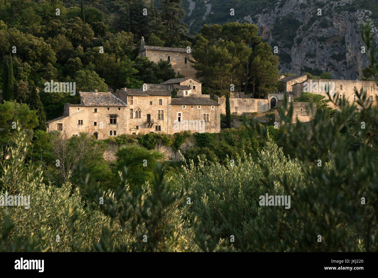 Medieval village of Oppede le Vieux, Vaucluse, Provence Alpes Cote d ...