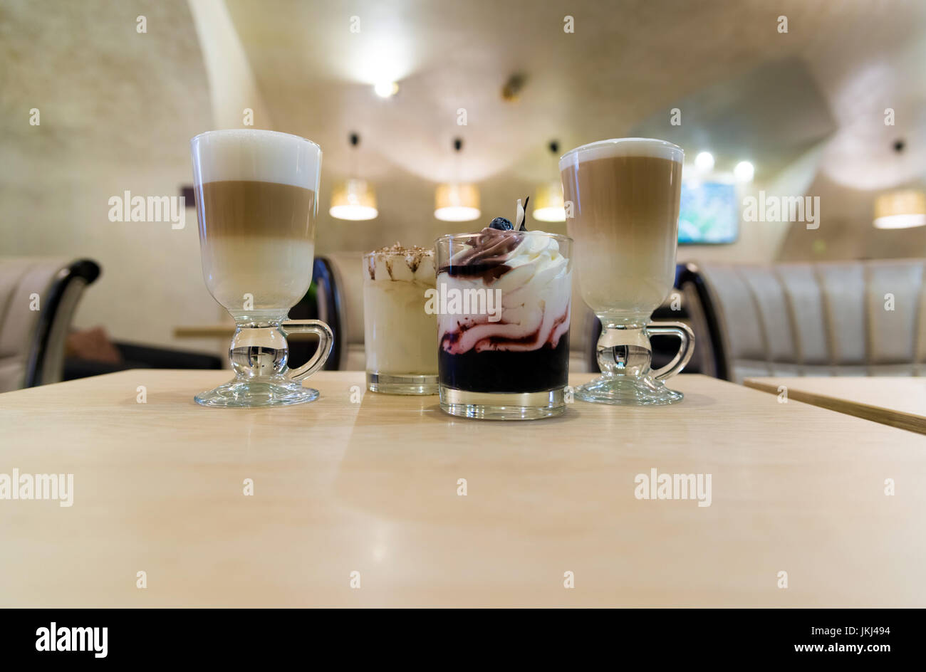 Cafe latte coffee glass hi-res stock photography and images - Alamy
