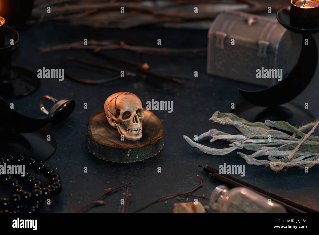 Ritual magic objects hi-res stock photography and images - Alamy