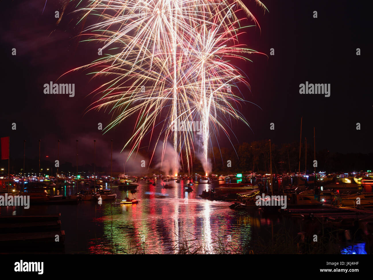 Fireworks in night city hi-res stock photography and images - Alamy