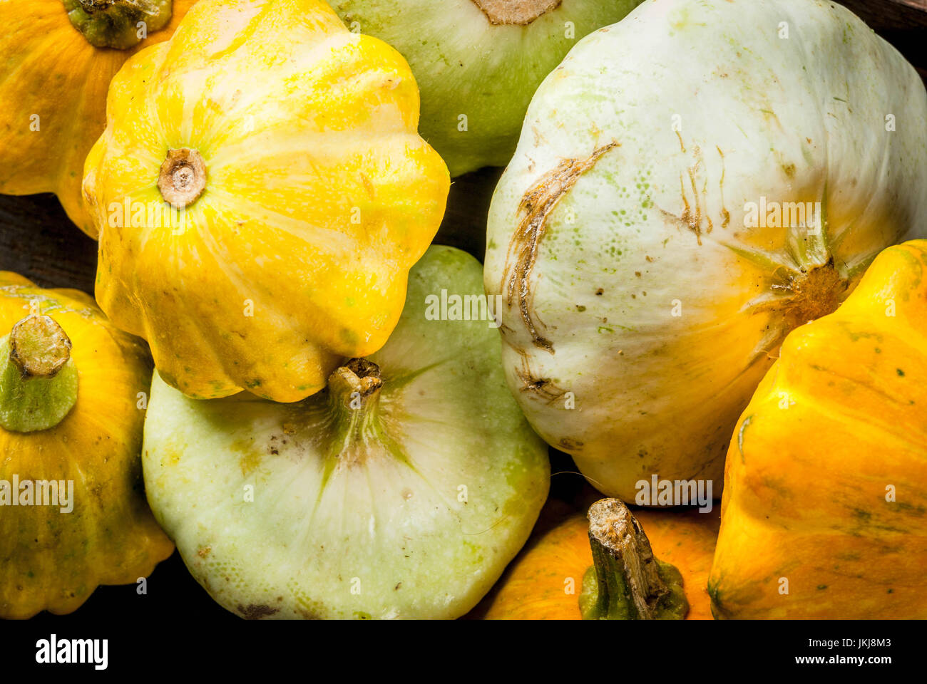 Patty pan zucchini hi-res stock photography and images - Alamy