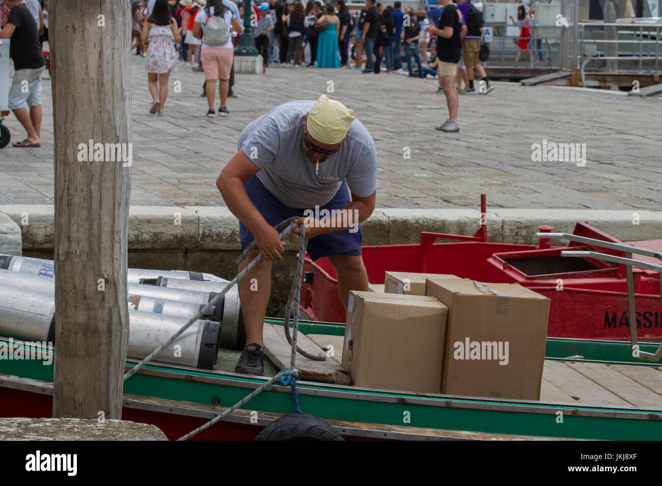 Unloading Goods High Resolution Stock Photography and Images - Alamy
