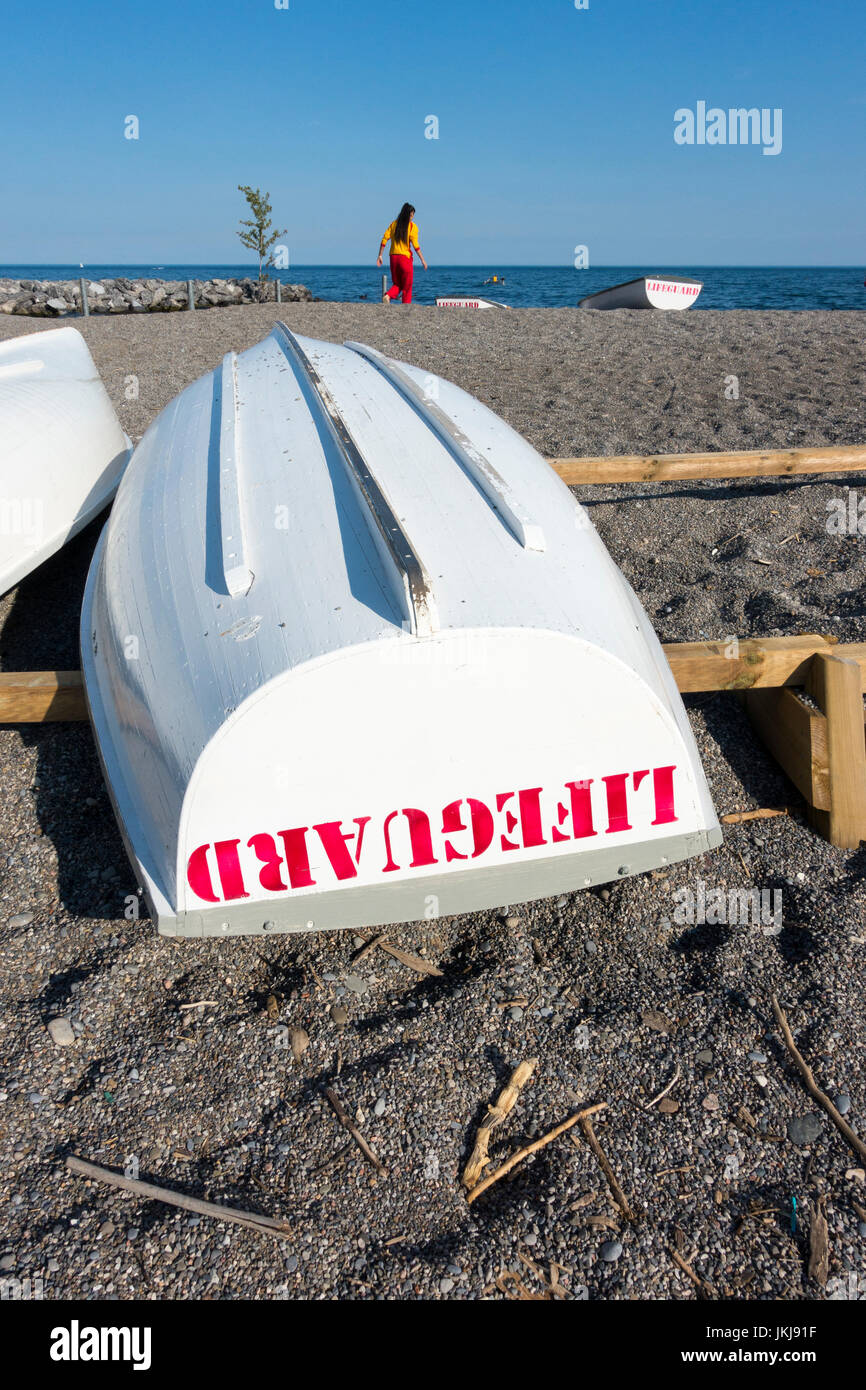 Lifeguard lifeguard lifeboat life boat rescue hi-res stock photography ...