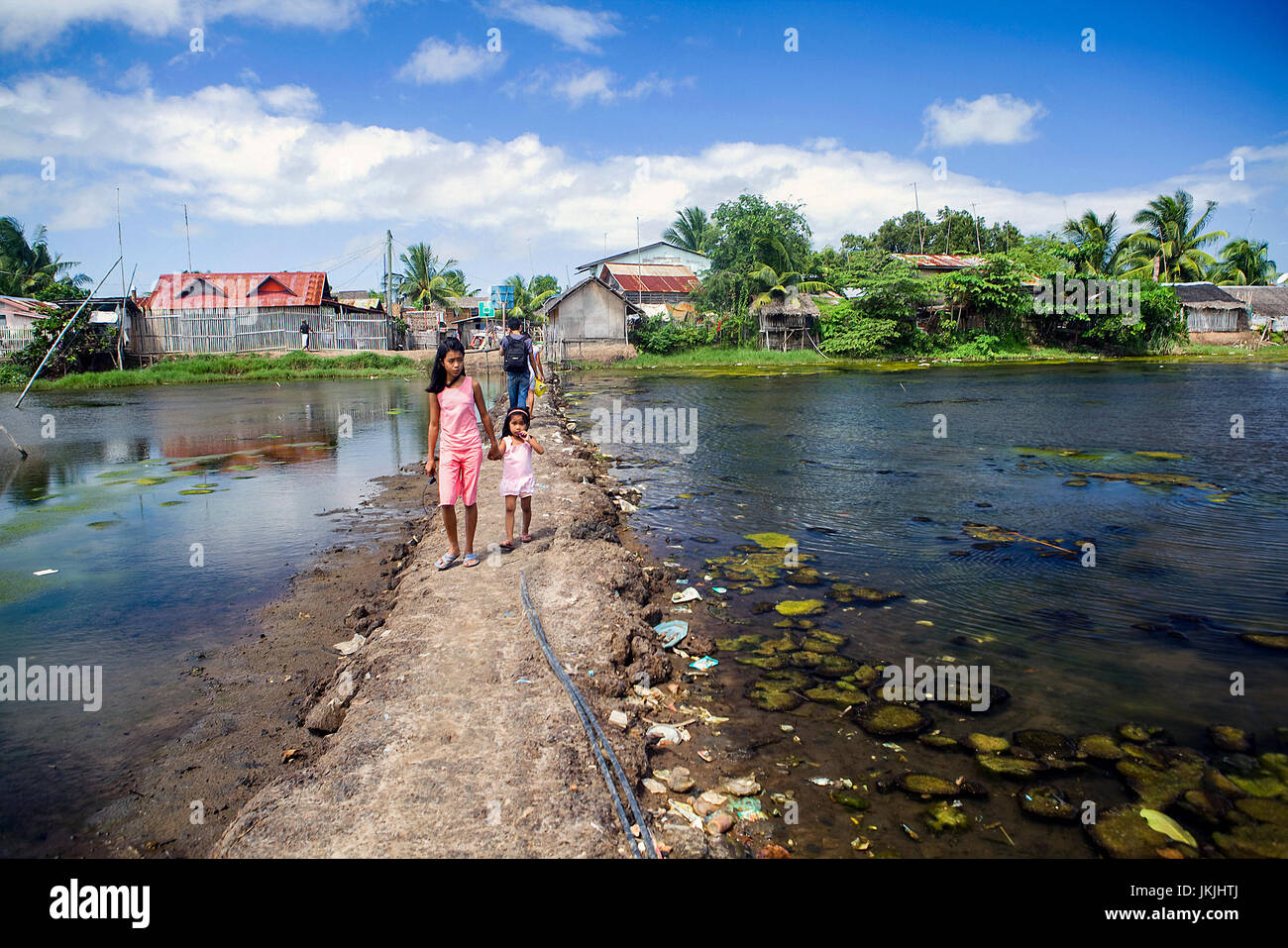 Filipino family siblings hi-res stock photography and images - Alamy