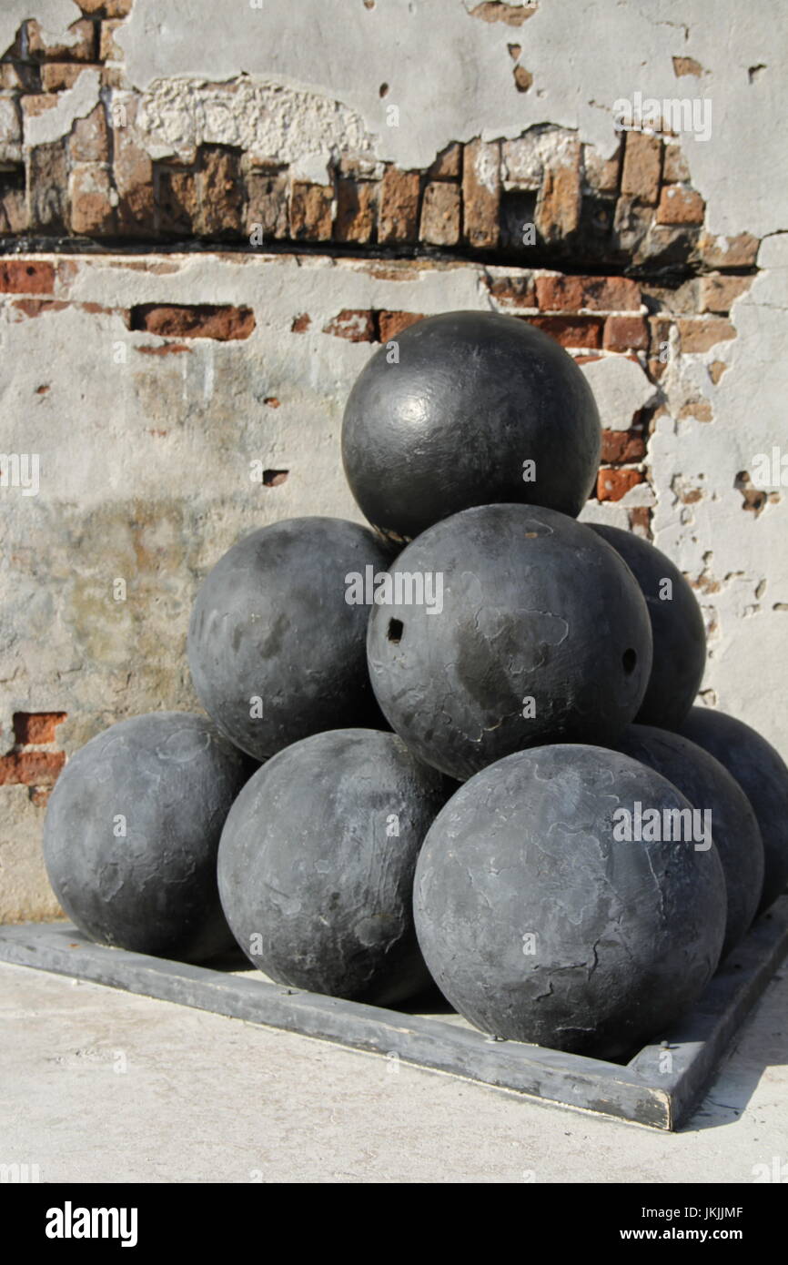 Old Cannon balls at Fort Zachary Taylor National Historic State Park ...