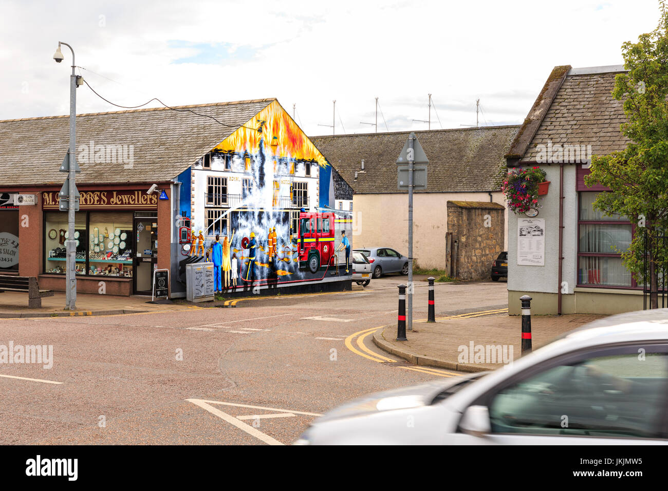 Invergordon Mural Trail: street art to empower the urban community ...