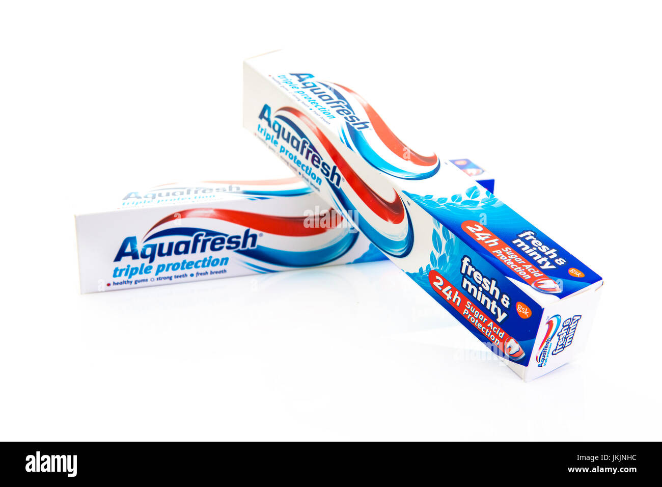 Aquafresh toothpaste hi-res stock photography and images - Alamy