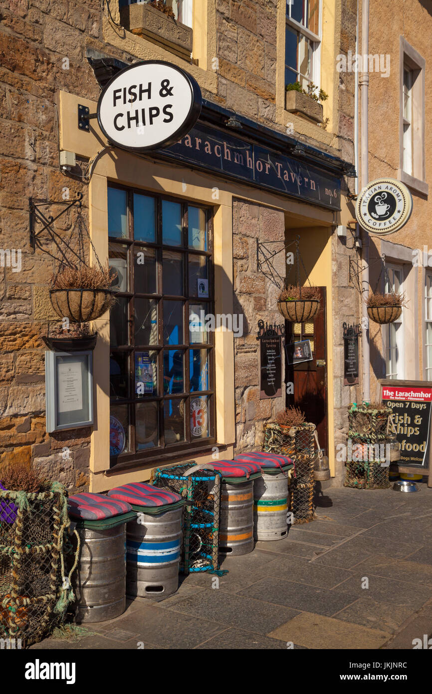 Scottish fish and chip shop hi-res stock photography and images - Alamy