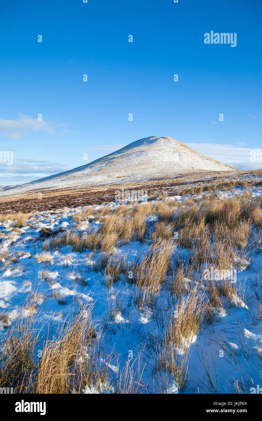 Pentland hills scottish tourism sky hi-res stock photography and images ...