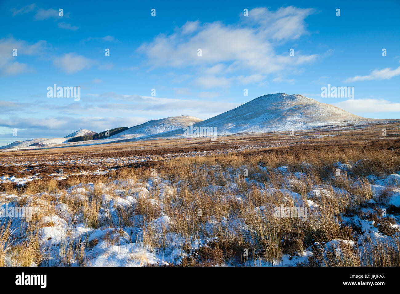 Edinburgh mountains hi-res stock photography and images - Alamy