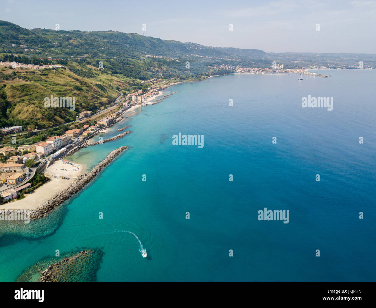 Aerial view of rocks on the sea. Overview of the seabed seen from above ...