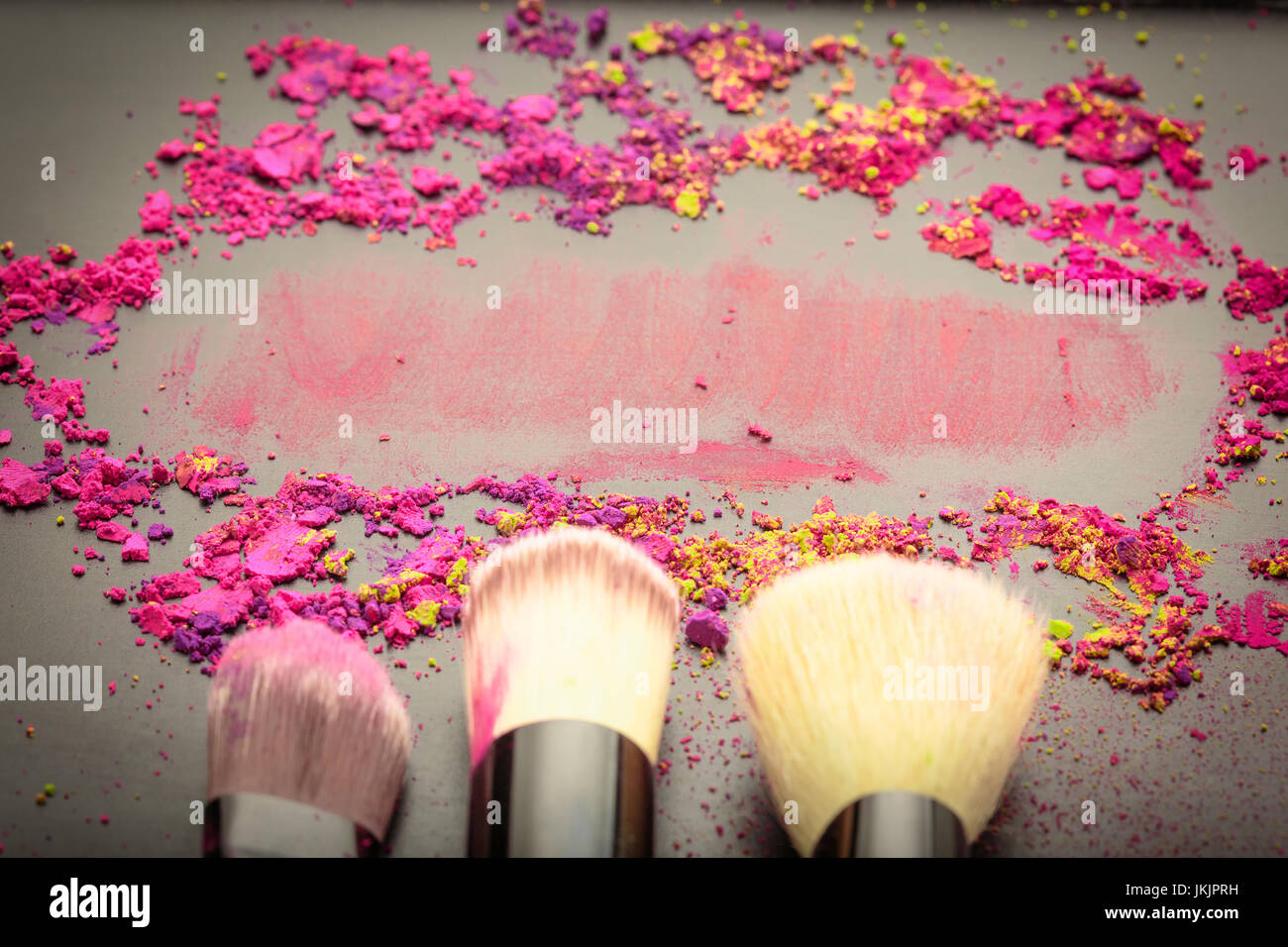 Make-up template with scattered eyeshadow Stock Photo - Alamy