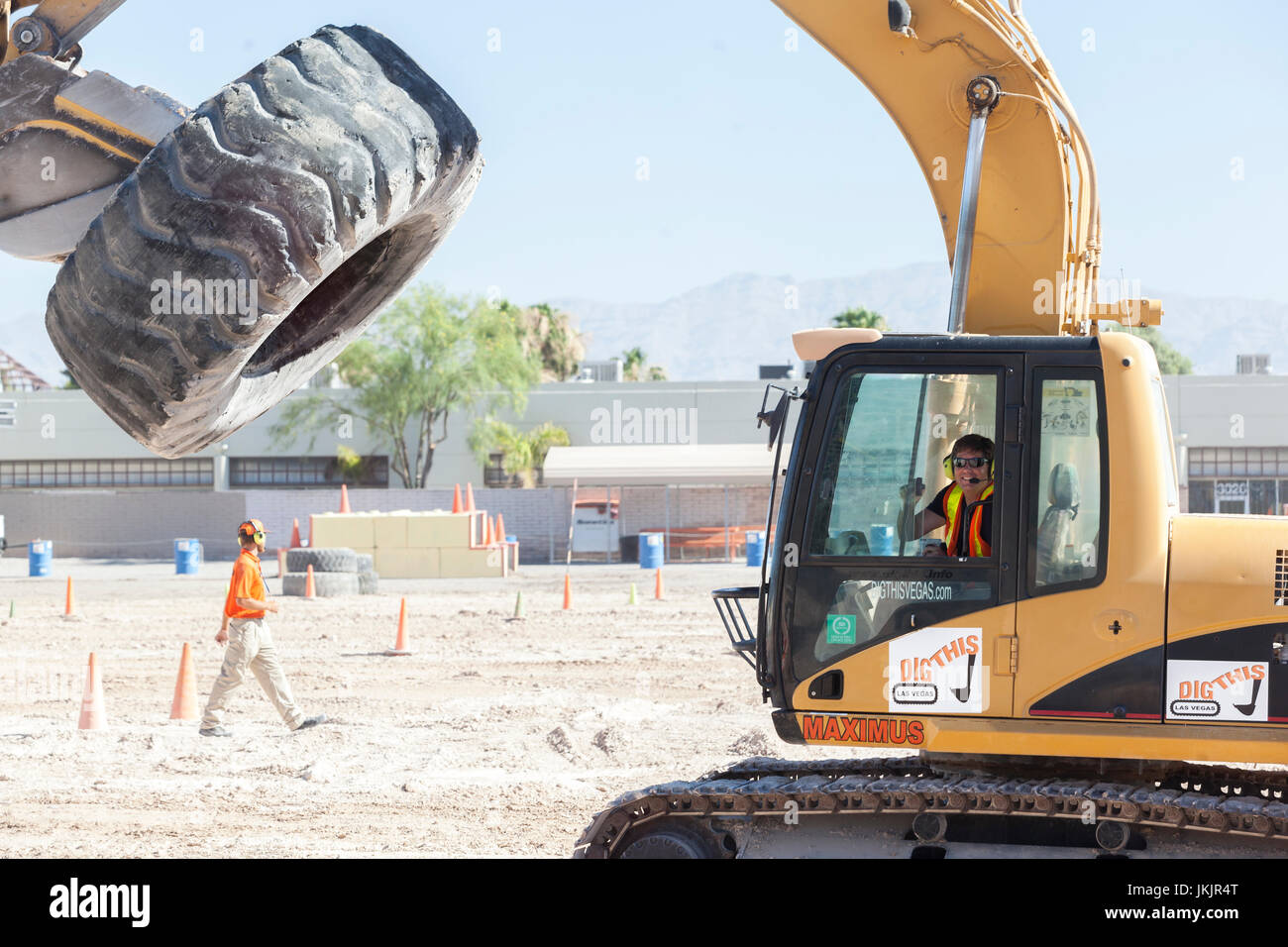 Man driving digger hi-res stock photography and images - Alamy