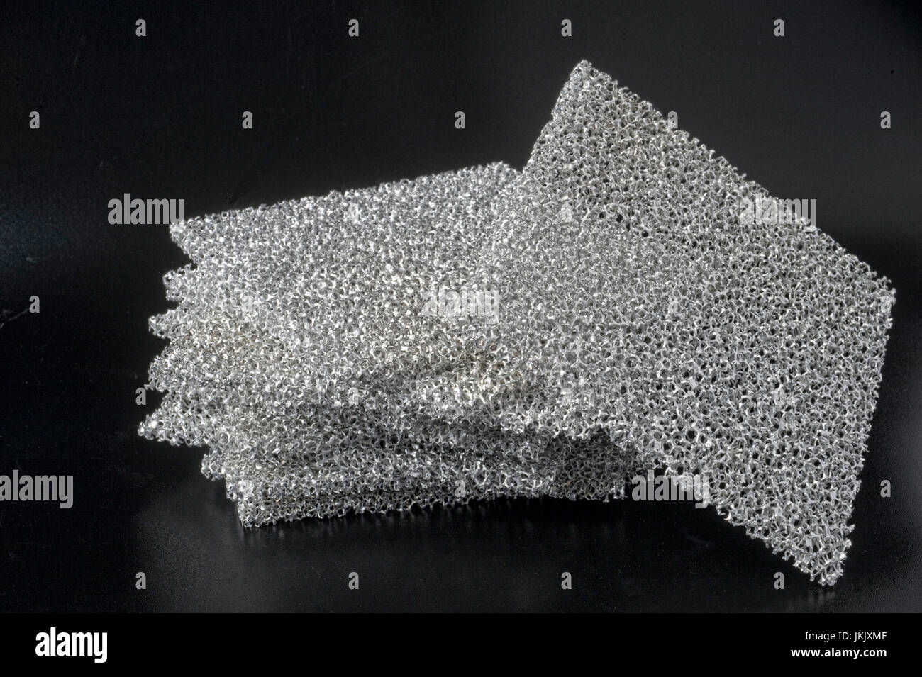 High-Purity sample sheets of open-celled aluminium foam Stock Photo - Alamy