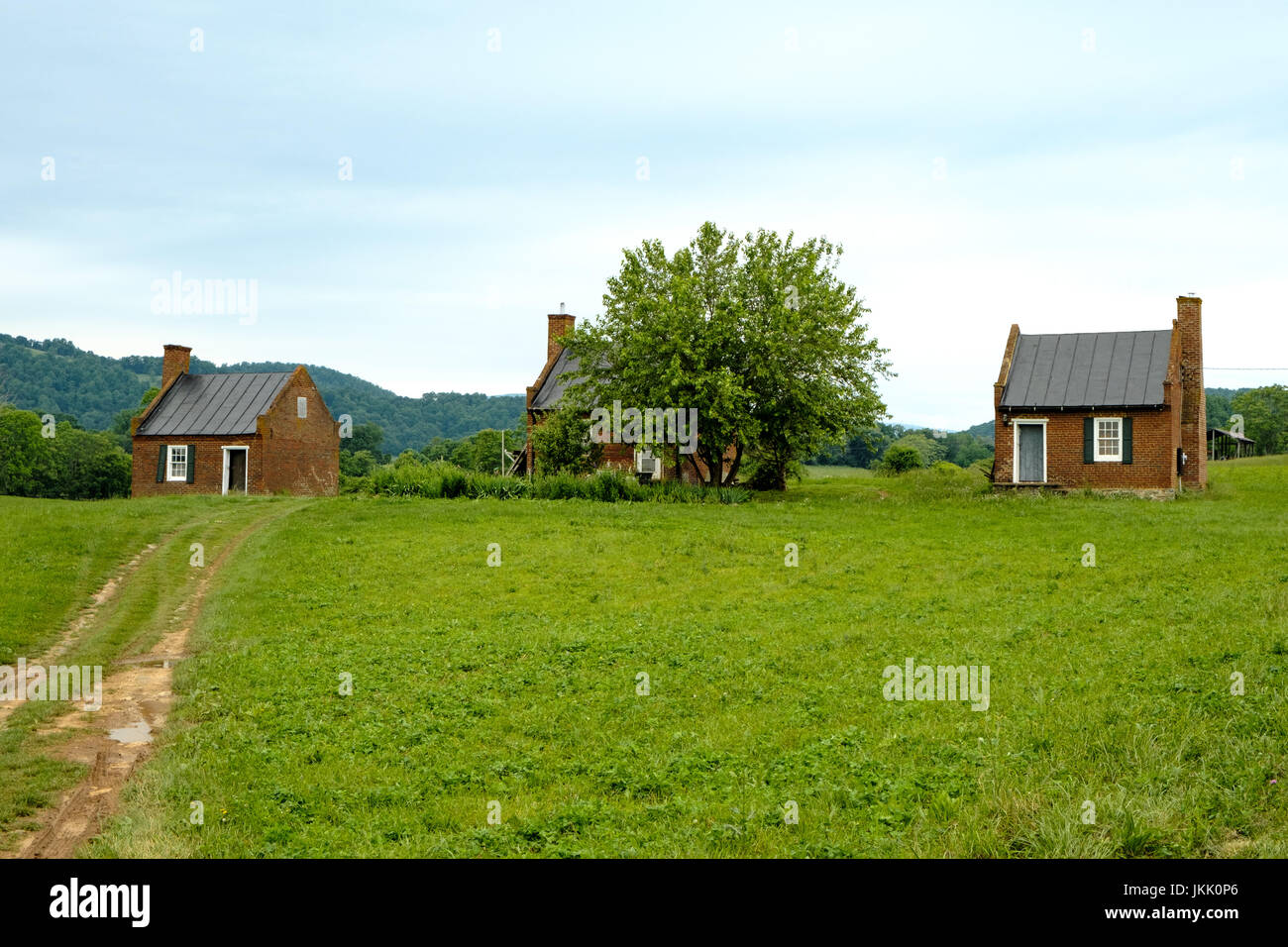 Slave cabin virginia hi-res stock photography and images - Alamy