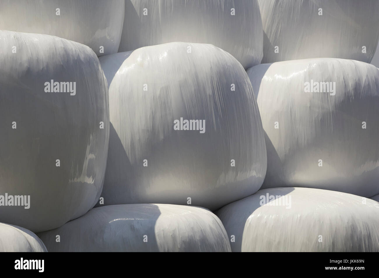 Wrapped silage hi-res stock photography and images - Alamy