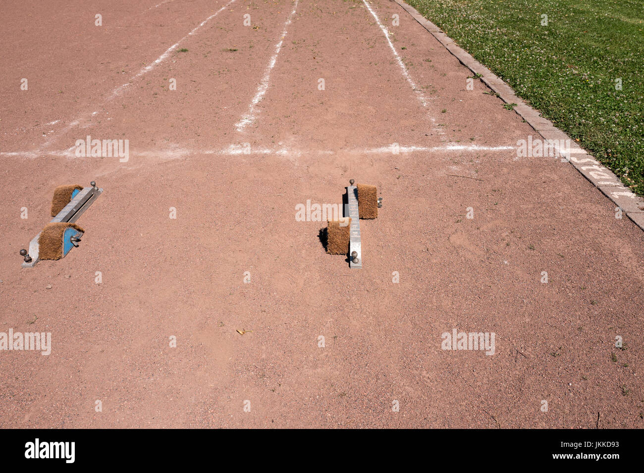 Cinder track hi-res stock photography and images - Alamy