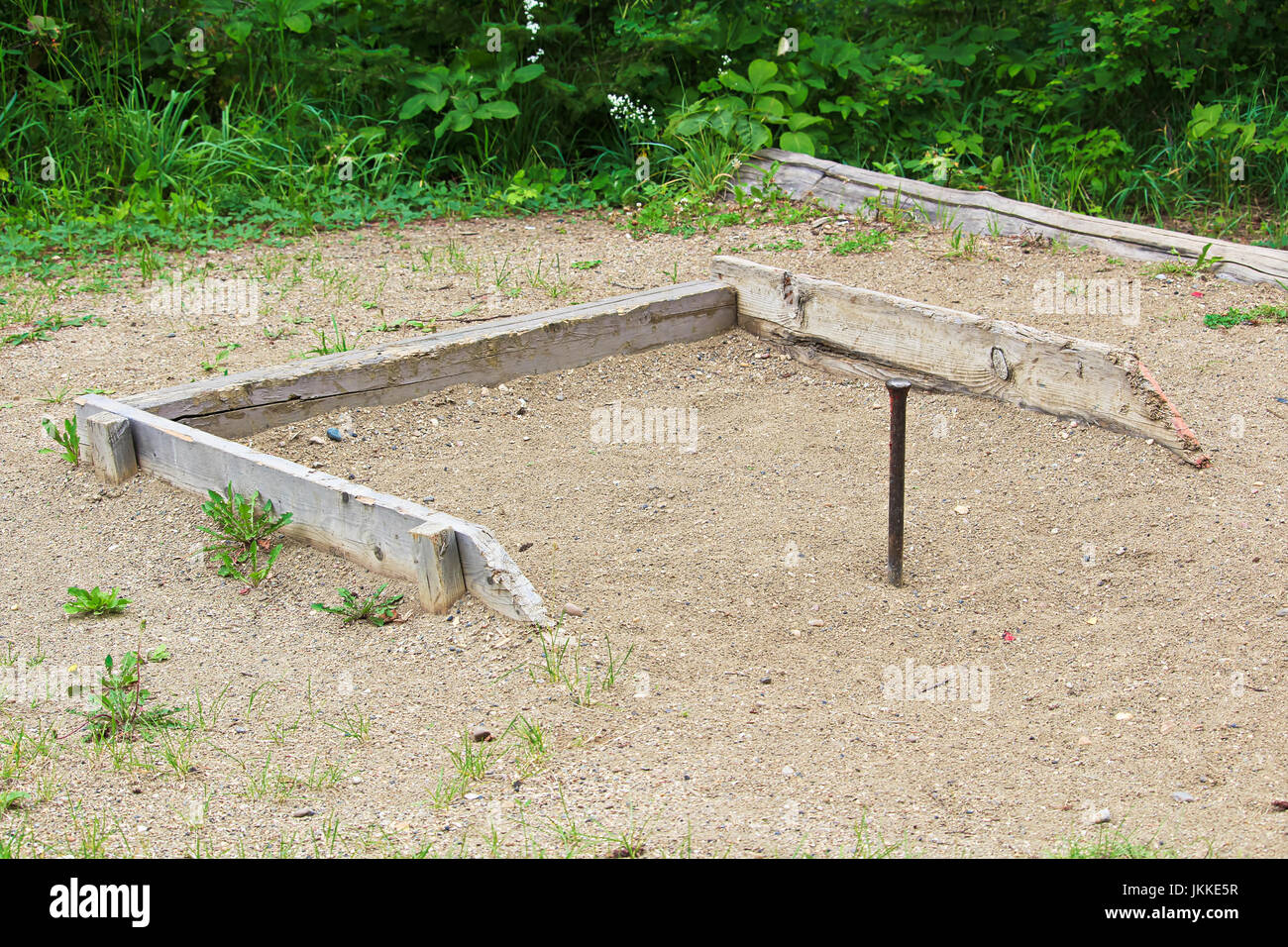 Horseshoe pit hi-res stock photography and images - Alamy