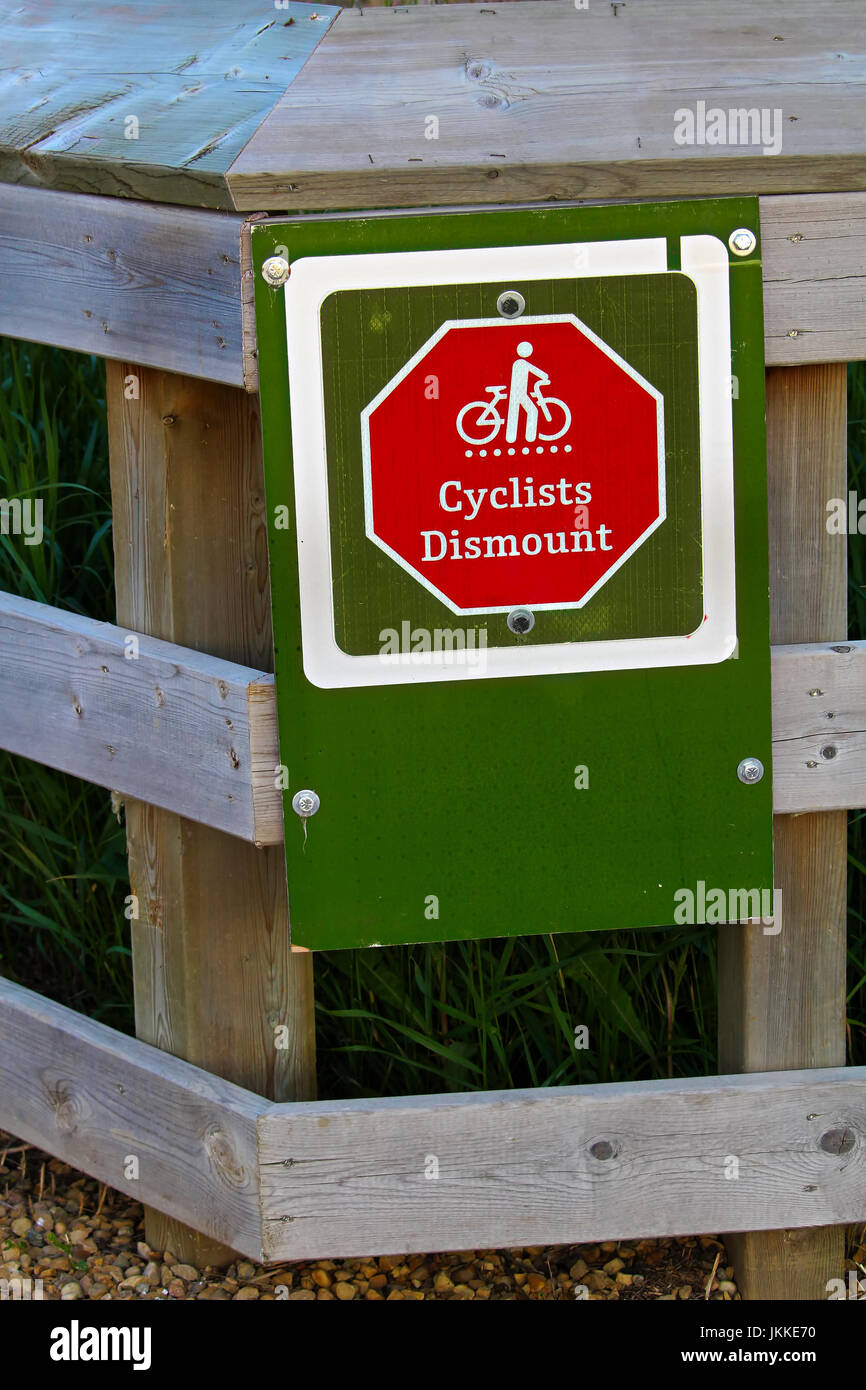 Stop dismount hi-res stock photography and images - Alamy