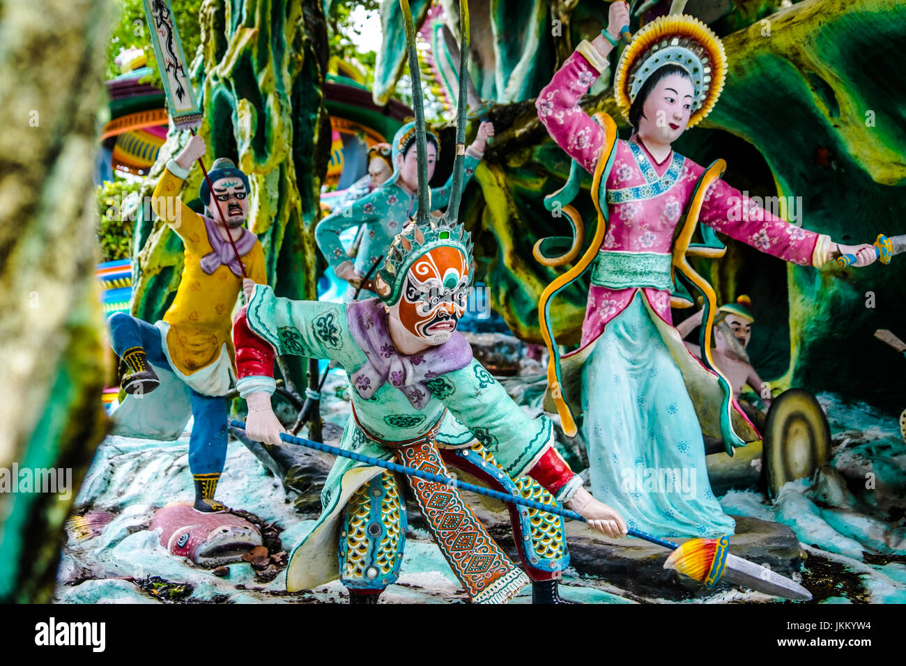 Warrior statues hi-res stock photography and images - Alamy