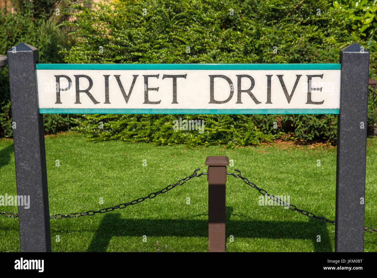 Privet drive street sign hi-res stock photography and images - Alamy