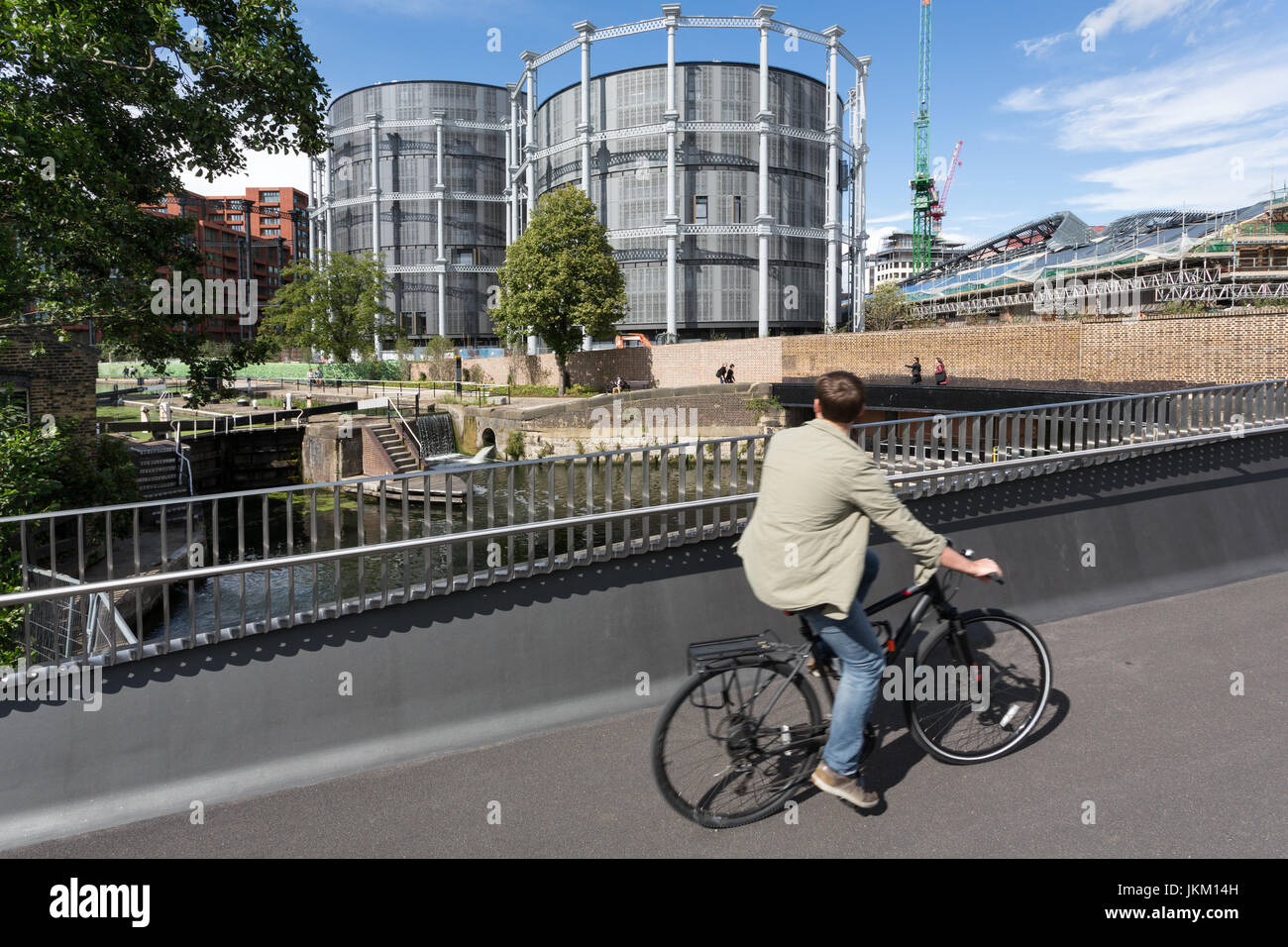 Somers Town Bridge, King's Cross, London, UK Stock Photo - Alamy