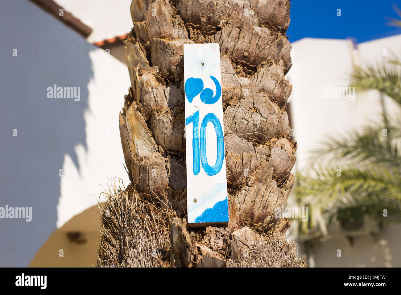 Number ten 10 painted on wooden signboard Stock Photo - Alamy