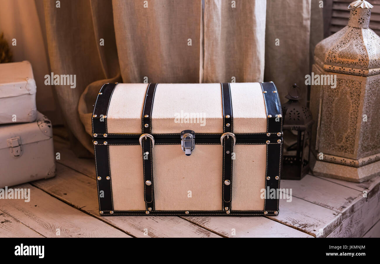 Small decorative old treasure chest Stock Photo - Alamy