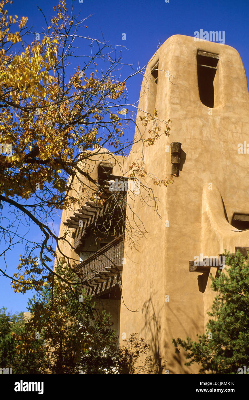 Adobe structure architecture hi-res stock photography and images - Alamy