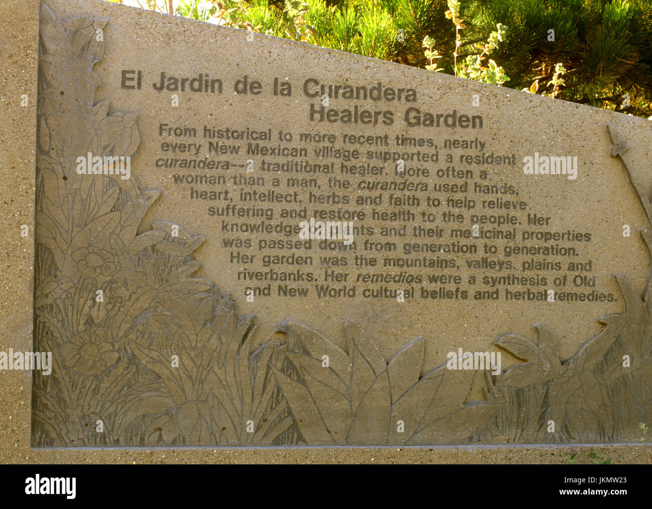 Informational plaque hi-res stock photography and images - Alamy