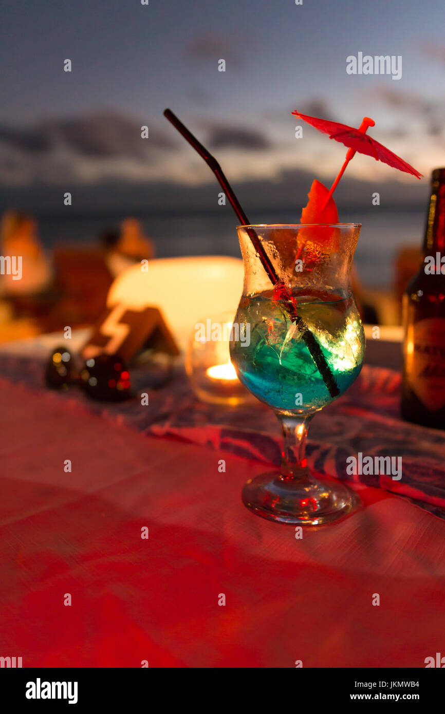 Island Cocktail by the beach Stock Photo - Alamy