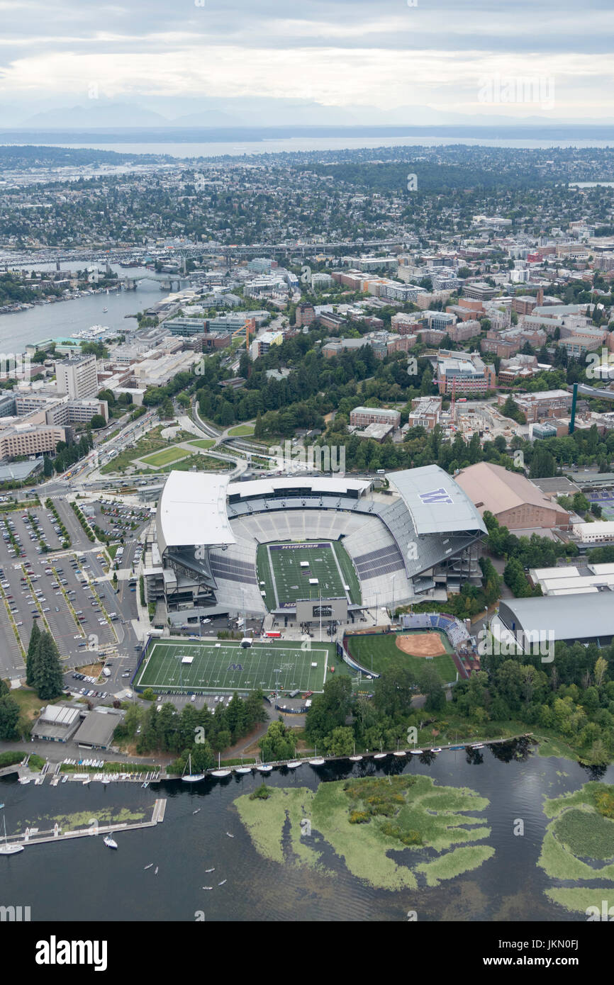 University district hi-res stock photography and images - Alamy