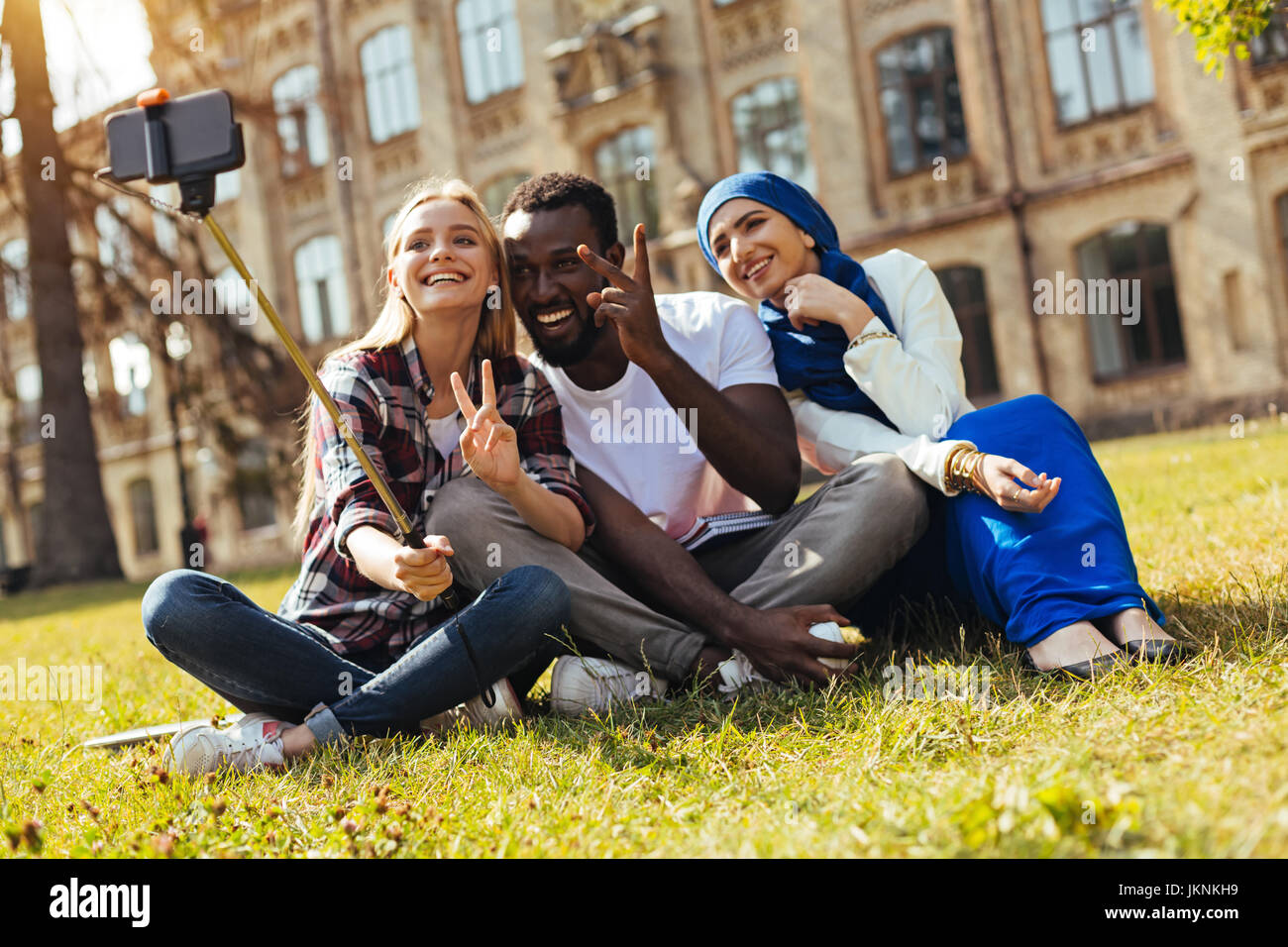 Technology people dynamic hi-res stock photography and images - Alamy