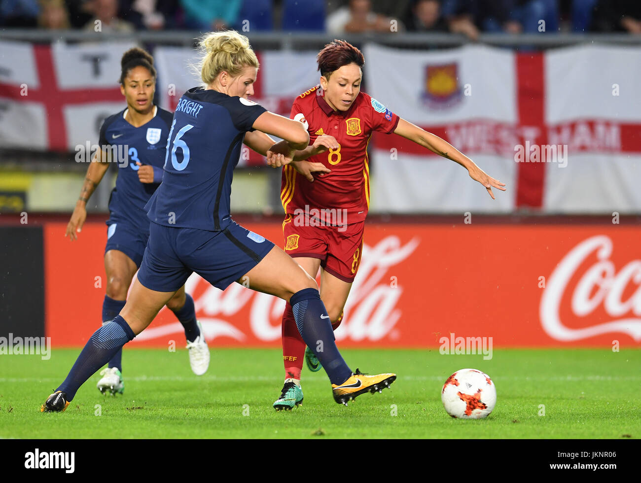 England's Millie Bright (L) and Spain's Amanda Sampedro vie for the ...