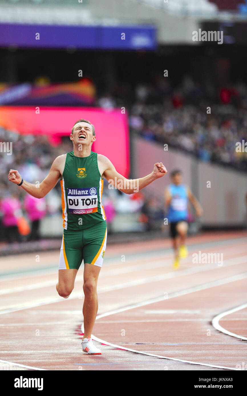 Mens 400m runners hi-res stock photography and images - Alamy